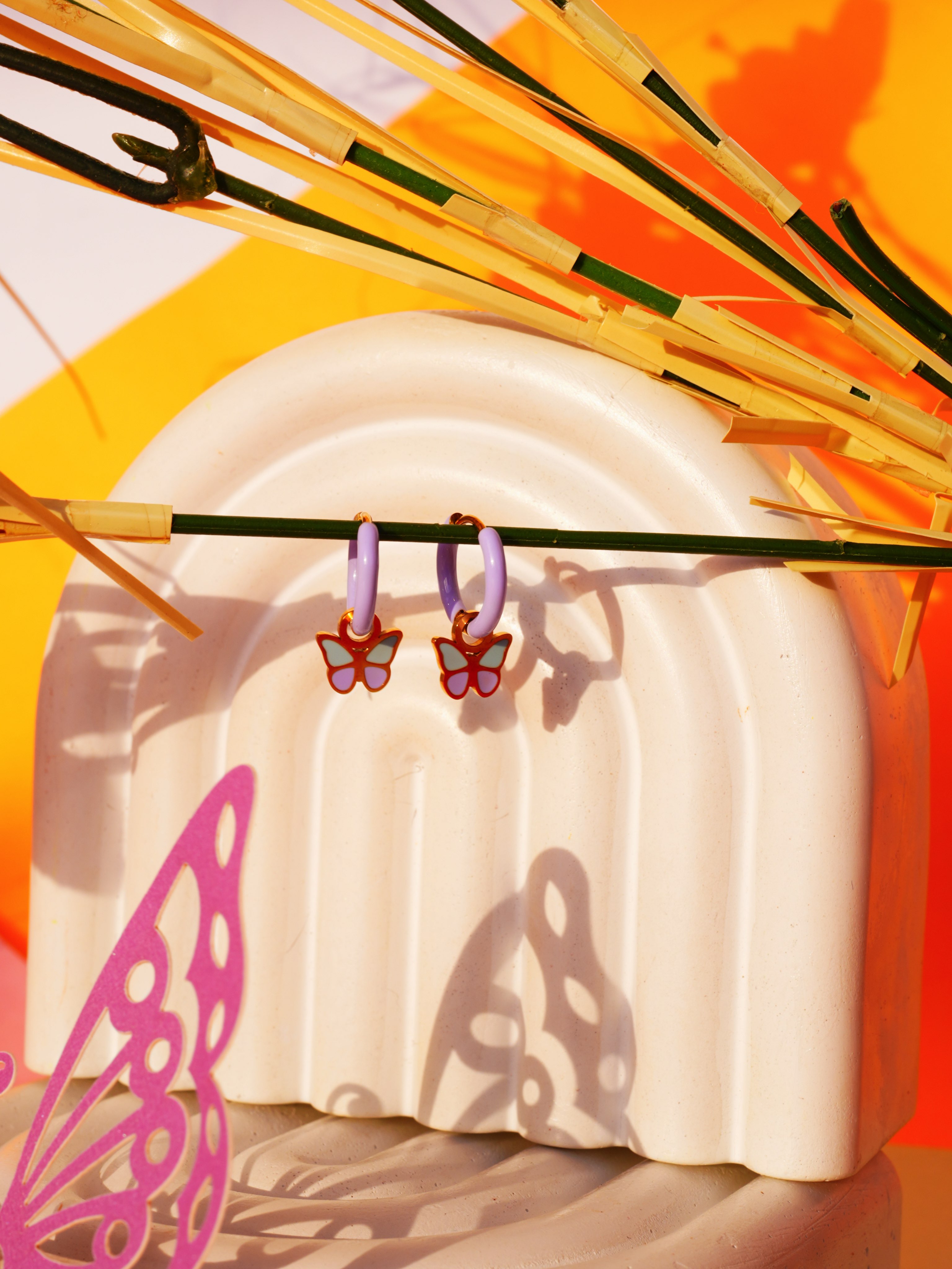 FLUTTER AND FLARE EARRINGS – Tiara